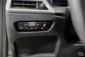 Melns BMW 330 2025 Viļņa, ar dzinēja tilpumu 2.00 L un nobraukumu 17 tūkst. km par 41991 €, foto 27 vietnē AUTOMOTO.COM.LV