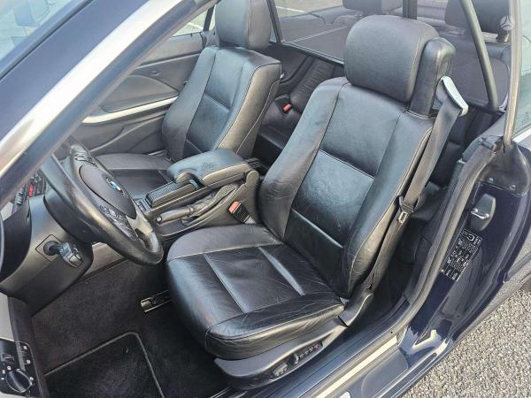 Blue BMW 330 2005 in Kaunas, with an engine capacity of 2.99 L and mileage of 283 thousand km for 7750 €, photo 10 on AUTOMOTO.COM.LV