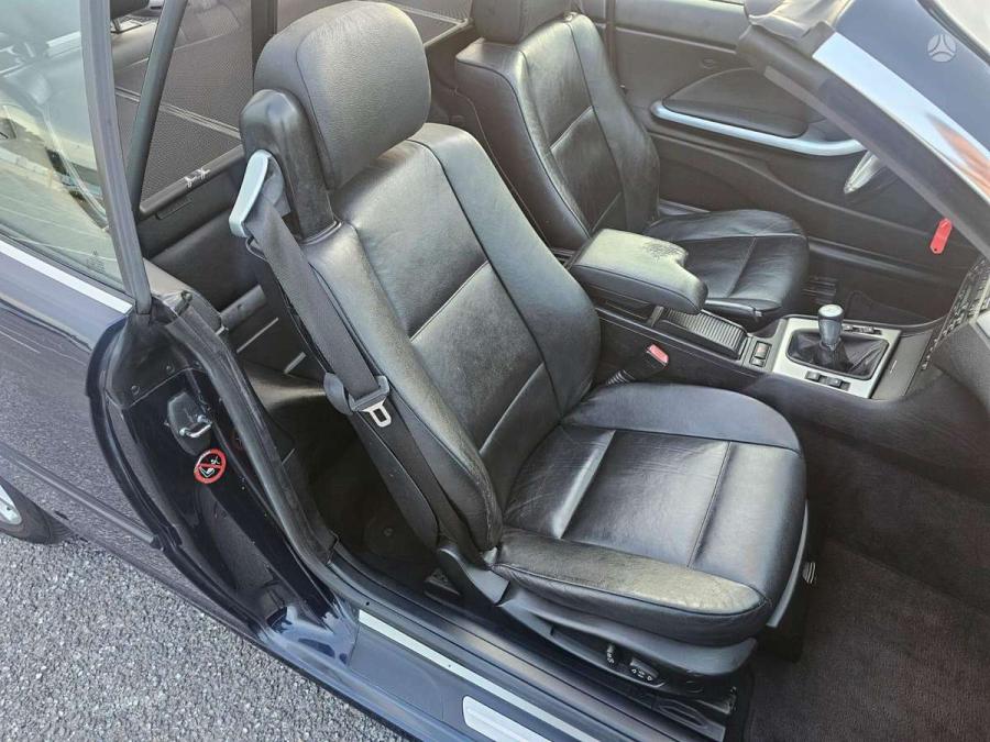Blue BMW 330 2005 in Kaunas, with an engine capacity of 2.99 L and mileage of 283 thousand km for 7750 €, photo 13 on AUTOMOTO.COM.LV