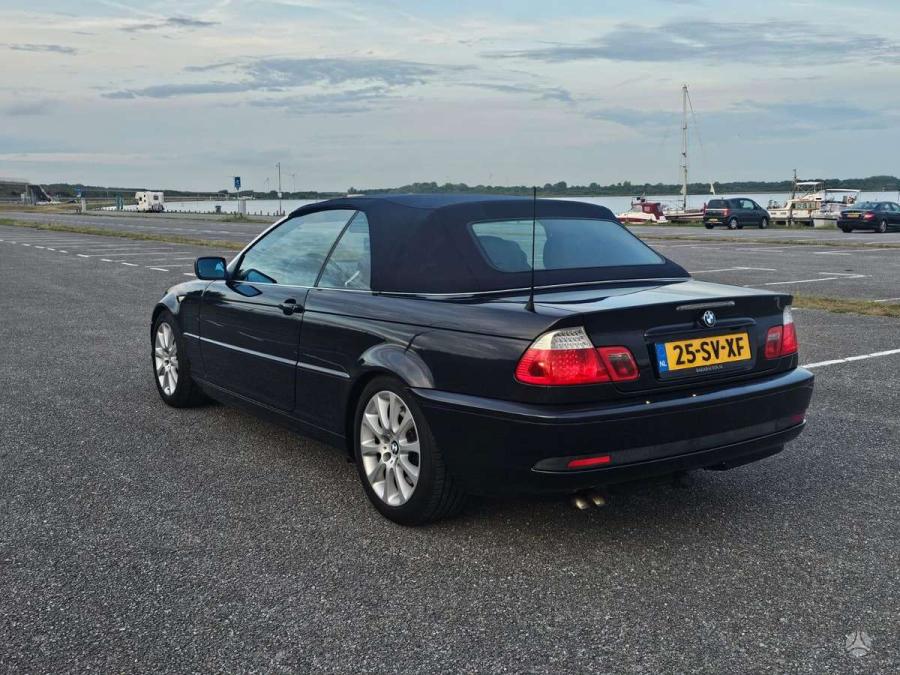 Blue BMW 330 2005 in Kaunas, with an engine capacity of 2.99 L and mileage of 283 thousand km for 7750 €, photo 31 on AUTOMOTO.COM.LV