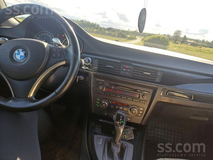 Blue BMW 330 2007 in Riga, with an engine capacity of 3.00 L and mileage of 231 thousand km for 5700 €, photo 11 on AUTOMOTO.COM.LV