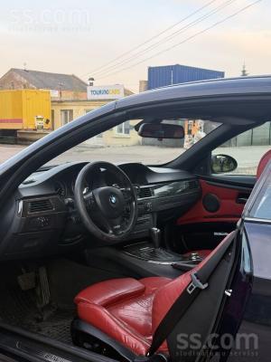 Blue BMW 330 2007 in Riga, with an engine capacity of 3.00 L and mileage of 314 thousand km for 8850 €, photo 4 on AUTOMOTO.COM.LV