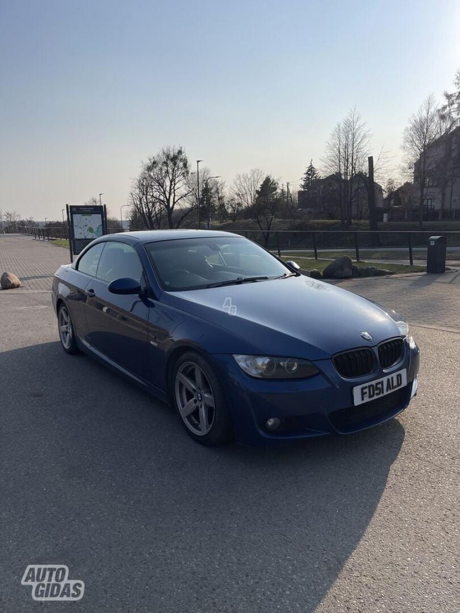Blue BMW 330 2008 in Kaunas, with an engine capacity of 3.00 L and mileage of 155 thousand km for 3650 €, photo 4 on AUTOMOTO.COM.LV
