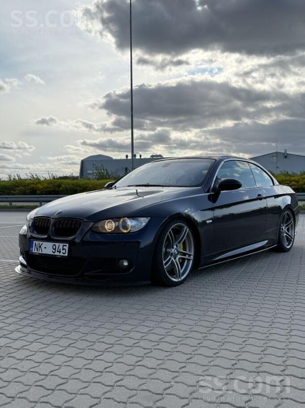 Zils BMW 330 2008 Rīga, ar dzinēja tilpumu 3.00 L un nobraukumu 266 tūkst. km par 10000 €, foto 3 vietnē AUTOMOTO.COM.LV