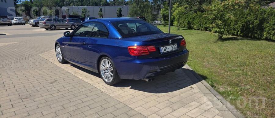 Blue BMW 330 2012 in Riga, with an engine capacity of 3.00 L and mileage of 278 thousand km for 13000 €, photo 4 on AUTOMOTO.COM.LV