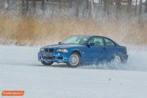 Blue BMW 330 2001 in Klaipeda, with an engine capacity of 3.00 L and mileage of 170 thousand km for 3900 €, photo 4 on AUTOMOTO.COM.LV