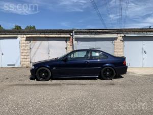 Blue BMW 330 2001 in Riga, with an engine capacity of 3.00 L and mileage of 300 thousand km for 5500 €, photo 3 on AUTOMOTO.COM.LV