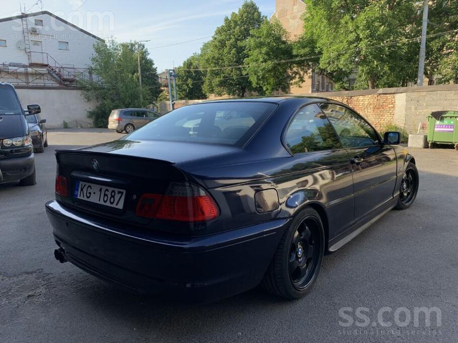 Blue BMW 330 2001 in Riga, with an engine capacity of 3.00 L and mileage of 300 thousand km for 5500 €, photo 7 on AUTOMOTO.COM.LV