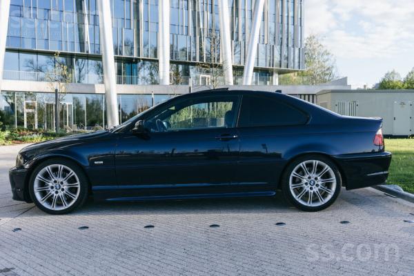 Blue BMW 330 2003 in Riga, with an engine capacity of 3.00 L and mileage of 282 thousand km for 4390 €, photo 4 on AUTOMOTO.COM.LV