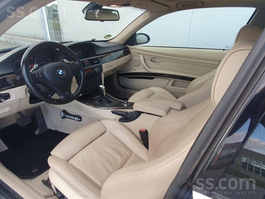 Zils BMW 330 2009 Rīga, ar dzinēja tilpumu 3.00 L un nobraukumu 278 tūkst. km par 7300 €, foto 7 vietnē AUTOMOTO.COM.LV