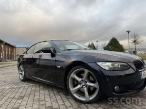 Blue BMW 330 2010 in Riga, with an engine capacity of 2.50 L and mileage of 185 thousand km for 12000 €, photo 13 on AUTOMOTO.COM.LV