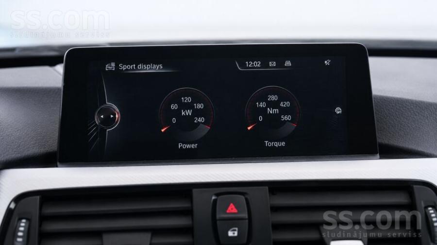 Blue BMW 330 2015 in Valmiera, with an engine capacity of 3.00 L and mileage of 190 thousand km for 18000 €, photo 16 on AUTOMOTO.COM.LV