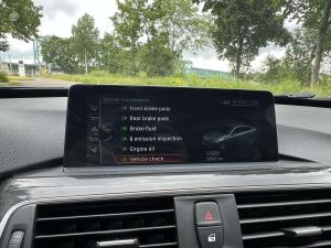 Blue BMW 330 2017 in Kaunas, with an engine capacity of 2.99 L and mileage of 328 thousand km for 12900 €, photo 20 on AUTOMOTO.COM.LV