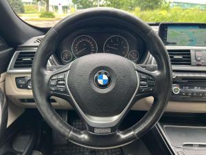 Blue BMW 330 2017 in Kaunas, with an engine capacity of 2.99 L and mileage of 328 thousand km for 12900 €, photo 29 on AUTOMOTO.COM.LV