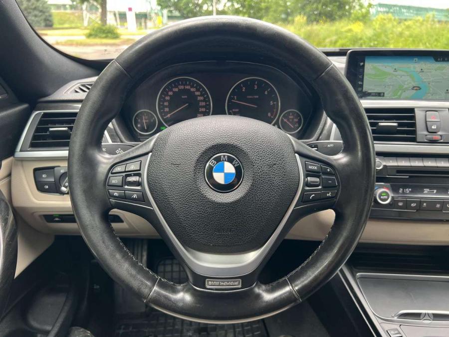 Blue BMW 330 2017 in Kaunas, with an engine capacity of 2.99 L and mileage of 328 thousand km for 12900 €, photo 29 on AUTOMOTO.COM.LV