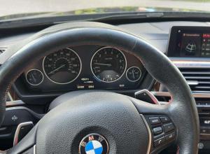Blue BMW 330 2018 in Vilkaviskis, with an engine capacity of 2.00 L and mileage of 131 thousand km for 18300 €, photo 10 on AUTOMOTO.COM.LV