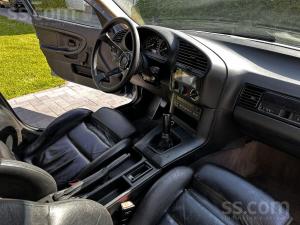 Синий БМВ 330 1992 в Рига, объемом двигателя 3.00 л и пробегом 270 тыс. км за 7300 €, фото 9 на AUTOMOTO.COM.LV