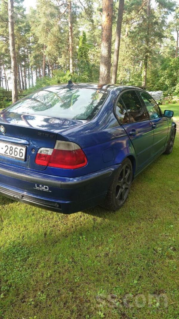 Blue BMW 330 2000 in Jurmala, with an engine capacity of 3.00 L and mileage of 475 thousand km for 2100 €, photo 5 on AUTOMOTO.COM.LV