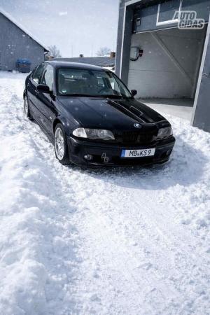 Zils BMW 330 2001 Utena, ar dzinēja tilpumu 3.00 L un nobraukumu 300 tūkst. km par 5500 €, foto  vietnē AUTOMOTO.COM.LV