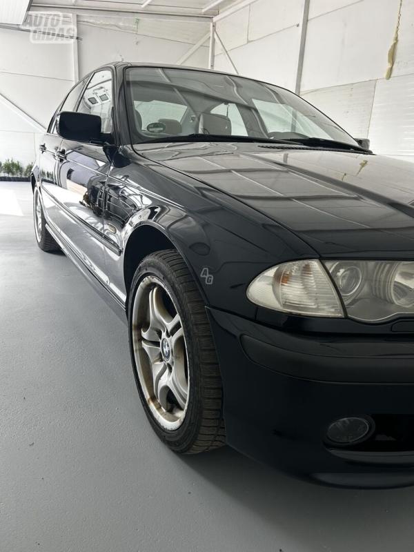 Blue BMW 330 2001 in Utena, with an engine capacity of 3.00 L and mileage of 300 thousand km for 5500 €, photo 5 on AUTOMOTO.COM.LV