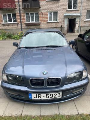 Blue BMW 330 2001 in Daugavpils, with an engine capacity of 3.00 L and mileage of 354 thousand km for 4900 €, photo 5 on AUTOMOTO.COM.LV