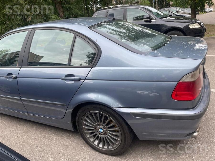 Blue BMW 330 2001 in Daugavpils, with an engine capacity of 3.00 L and mileage of 354 thousand km for 4900 €, photo 6 on AUTOMOTO.COM.LV