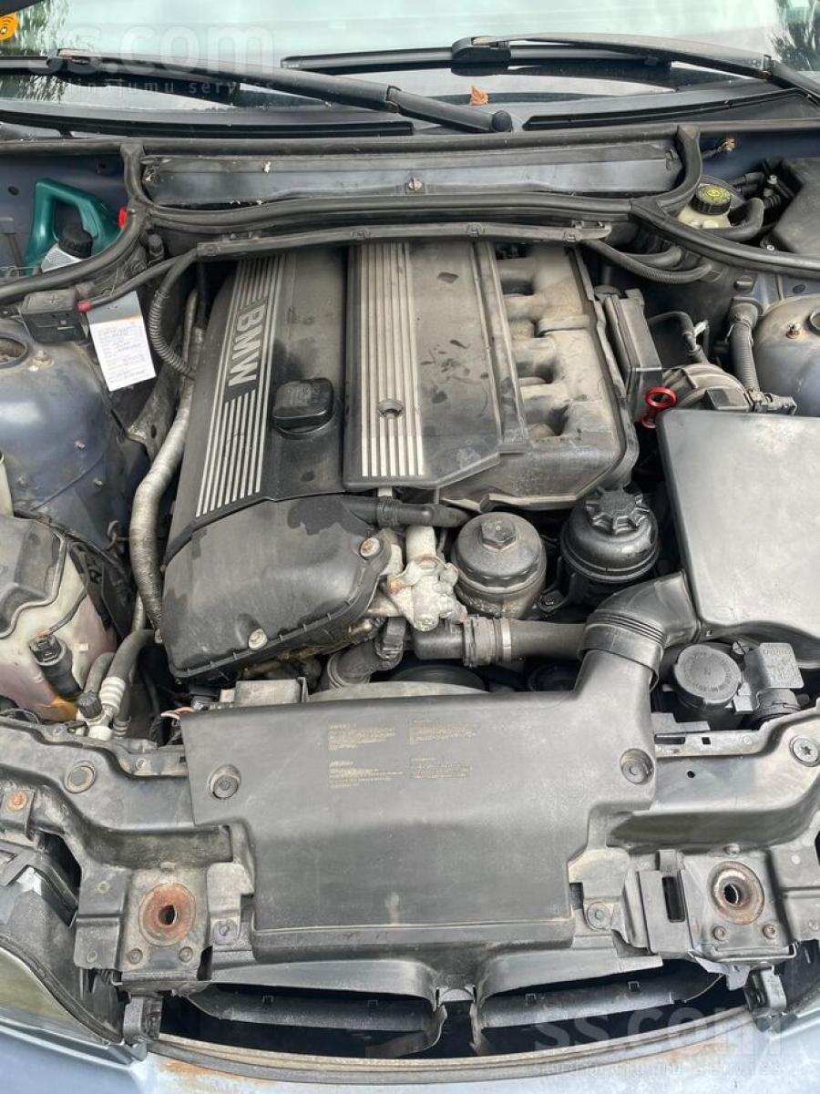 Blue BMW 330 2001 in Daugavpils, with an engine capacity of 3.00 L and mileage of 354 thousand km for 4900 €, photo 14 on AUTOMOTO.COM.LV