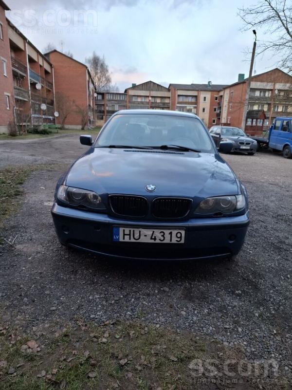 Blue BMW 330 2002 in Riga, with an engine capacity of 3.00 L and mileage of 477 thousand km for 1750 €, photo 2 on AUTOMOTO.COM.LV