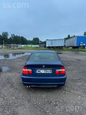 Blue BMW 330 2002 in Riga, with an engine capacity of 3.00 L and mileage of 427 thousand km for 2850 €, photo 4 on AUTOMOTO.COM.LV