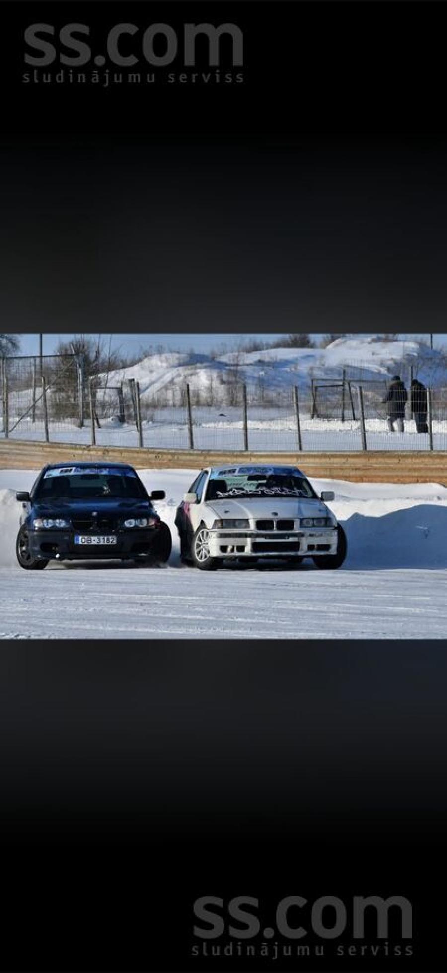 Zils BMW 330 2002 Rīga, ar dzinēja tilpumu 3.00 L un nobraukumu 300 tūkst. km par 4000 €, foto 13 vietnē AUTOMOTO.COM.LV