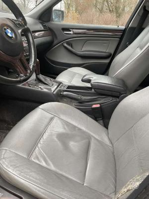 Zils BMW 330 2003 Radviliškis, ar dzinēja tilpumu 2.99 L un nobraukumu 465 tūkst. km par 1400 €, foto 6 vietnē AUTOMOTO.COM.LV