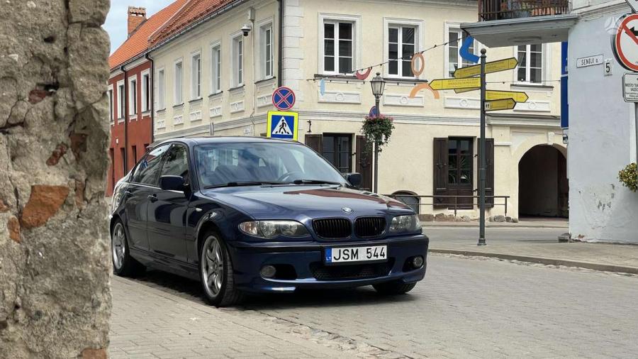 Blue BMW 330 2003 in Vilnius, with an engine capacity of 2.99 L and mileage of 374 thousand km for 4000 €, photo 1 on AUTOMOTO.COM.LV