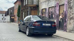 Blue BMW 330 2003 in Vilnius, with an engine capacity of 2.99 L and mileage of 374 thousand km for 4000 €, photo 6 on AUTOMOTO.COM.LV