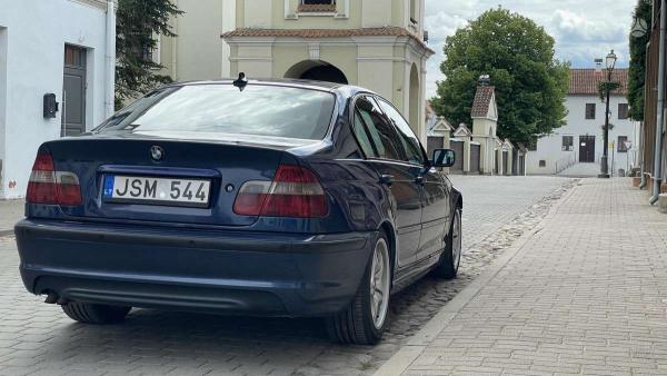 Blue BMW 330 2003 in Vilnius, with an engine capacity of 2.99 L and mileage of 374 thousand km for 4000 €, photo 6 on AUTOMOTO.COM.LV