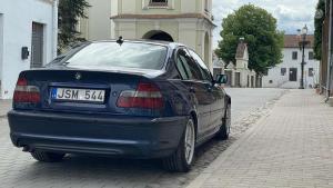 Blue BMW 330 2003 in Vilnius, with an engine capacity of 2.99 L and mileage of 374 thousand km for 4000 €, photo 7 on AUTOMOTO.COM.LV