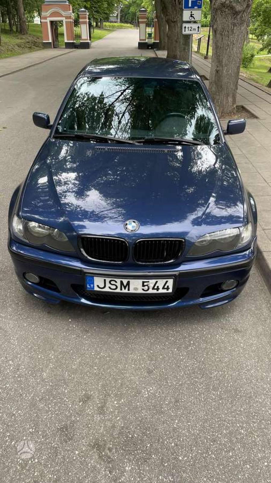 Blue BMW 330 2003 in Vilnius, with an engine capacity of 2.99 L and mileage of 374 thousand km for 4000 €, photo 17 on AUTOMOTO.COM.LV