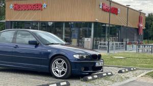 Blue BMW 330 2003 in Vilnius, with an engine capacity of 2.99 L and mileage of 374 thousand km for 4000 €, photo 18 on AUTOMOTO.COM.LV