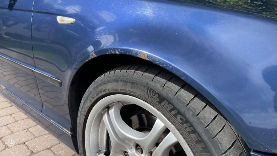 Blue BMW 330 2003 in Vilnius, with an engine capacity of 2.99 L and mileage of 374 thousand km for 4000 €, photo 21 on AUTOMOTO.COM.LV