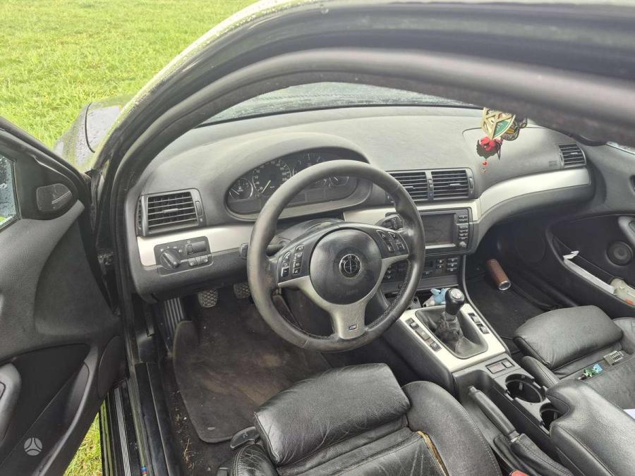 Blue BMW 330 2004 in Vilkaviskis, with an engine capacity of 2.99 L and mileage of 300 thousand km for 1800 €, photo 5 on AUTOMOTO.COM.LV