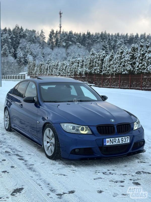 Zils BMW 330 2005 Viļņa, ar dzinēja tilpumu 3.00 L un nobraukumu 390 tūkst. km par 5500 €, foto 1 vietnē AUTOMOTO.COM.LV