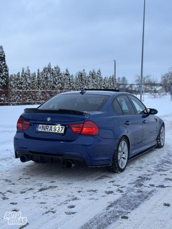 Zils BMW 330 2005 Viļņa, ar dzinēja tilpumu 3.00 L un nobraukumu 390 tūkst. km par 5500 €, foto 6 vietnē AUTOMOTO.COM.LV
