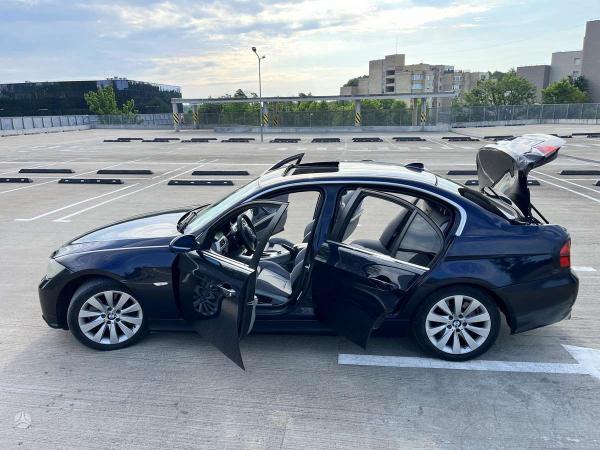 Blue BMW 330 2007 in Vilnius, with an engine capacity of 2.99 L and mileage of 350 thousand km for 3500 €, photo 10 on AUTOMOTO.COM.LV