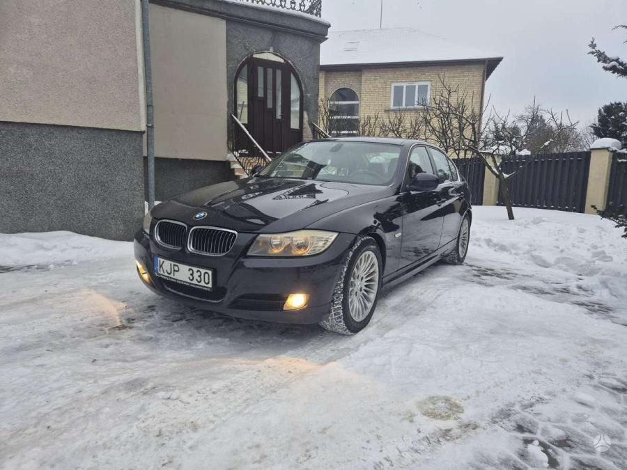 Zils BMW 330 2008 Viļņa, ar dzinēja tilpumu 0.00 L un nobraukumu 370 tūkst. km par 5300 €, foto 1 vietnē AUTOMOTO.COM.LV