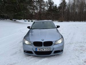 Zils BMW 330 2009 Mažeikiai, ar dzinēja tilpumu 2.99 L un nobraukumu 356 tūkst. km par 8499 €, foto 2 vietnē AUTOMOTO.COM.LV