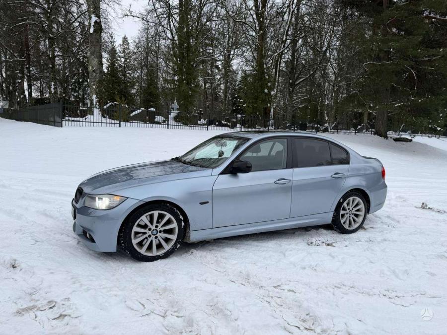 Zils BMW 330 2009 Mažeikiai, ar dzinēja tilpumu 2.99 L un nobraukumu 356 tūkst. km par 8499 €, foto 3 vietnē AUTOMOTO.COM.LV