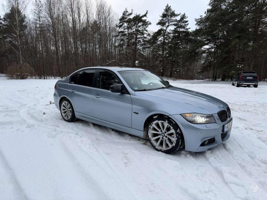 Zils BMW 330 2009 Mažeikiai, ar dzinēja tilpumu 2.99 L un nobraukumu 356 tūkst. km par 8499 €, foto 4 vietnē AUTOMOTO.COM.LV