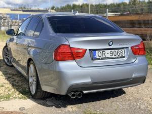 Zils BMW 330 2009 Rīga, ar dzinēja tilpumu 3.00 L un nobraukumu 270 tūkst. km par 7995 €, foto 3 vietnē AUTOMOTO.COM.LV