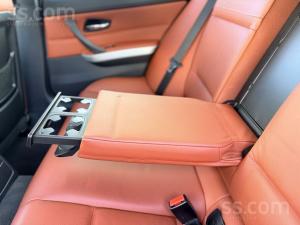 Zils BMW 330 2009 Rīga, ar dzinēja tilpumu 3.00 L un nobraukumu 270 tūkst. km par 7995 €, foto 20 vietnē AUTOMOTO.COM.LV