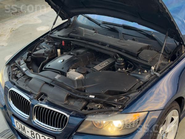 BMW 330 2010 Rīga vietnē Zils BMW 330 2010 Rīga, ar dzinēja tilpumu 3.00 L un nobraukumu 274 tūkst. km par 7149 €, foto 9 vietnē AUTOMOTO.COM.LV