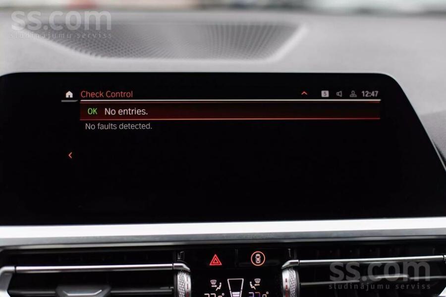 Blue BMW 330 2019 in Riga, with an engine capacity of 3.00 L and mileage of 195 thousand km for 23999 €, photo 17 on AUTOMOTO.COM.LV